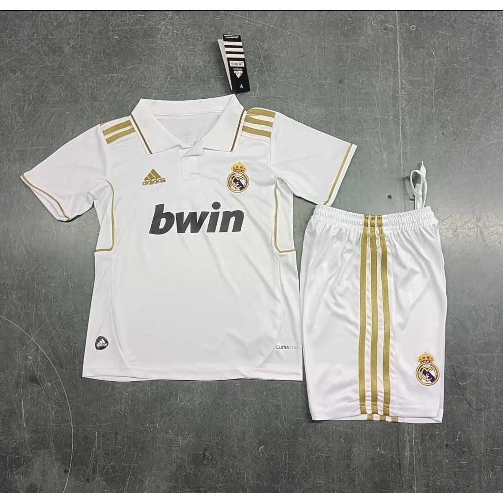 Retro Kids kit Real RMD 11 12 14 15 16 17 18 Home Away CR7 Multi Year ...
