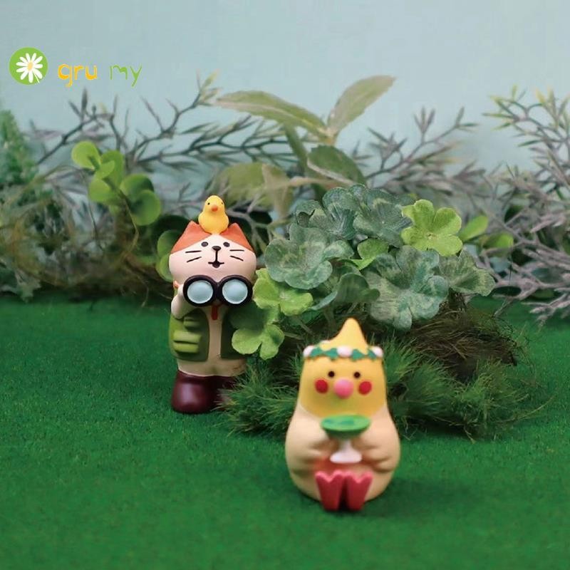 A Miniature Resin Figurines Statue-Cute Frog Sculpture for Outdoor ...