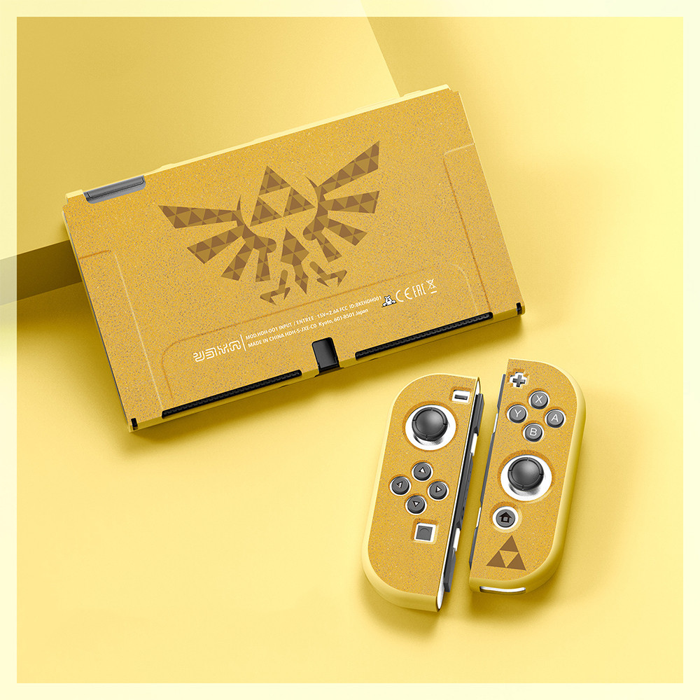 Nintendo Switch OLED & Nintendo Switch Protective Case - Zelda: Echoes ...