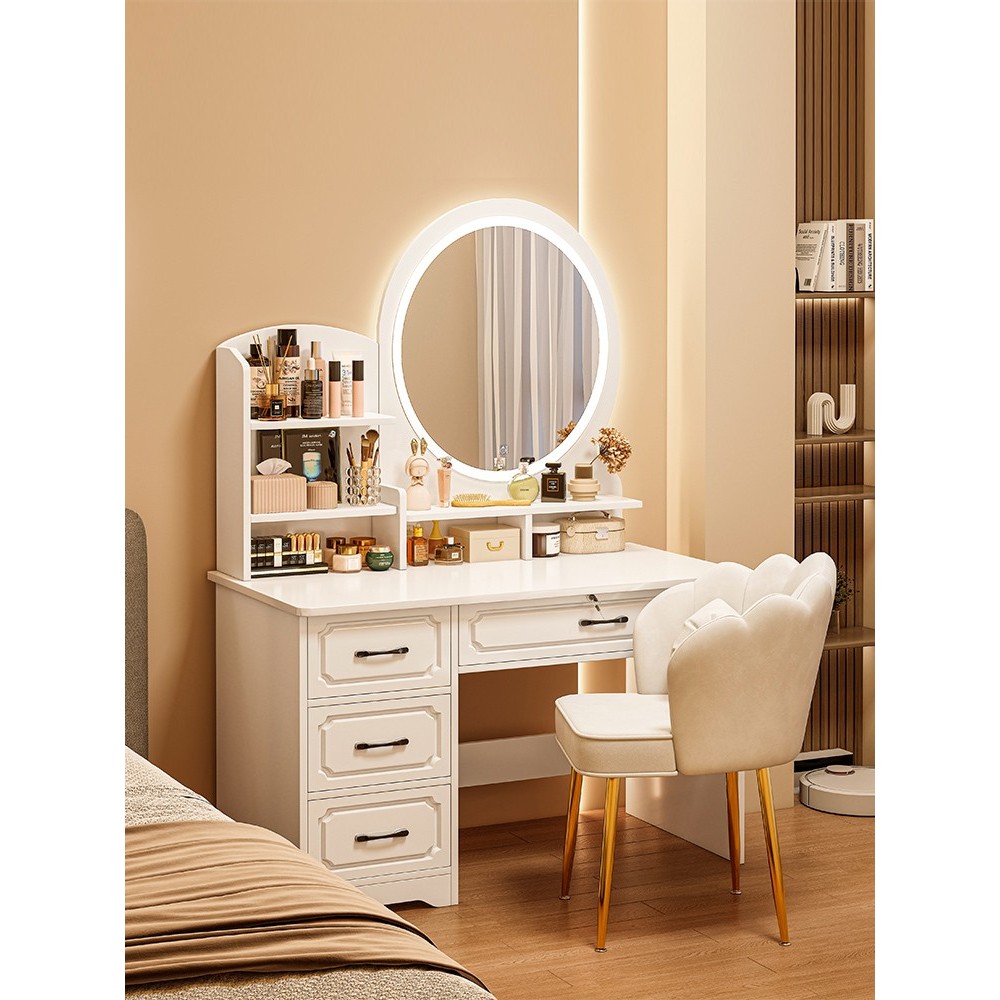 Dressing Table Bedroom Simple Modern Master Bedroom Dressing Table 2025 ...