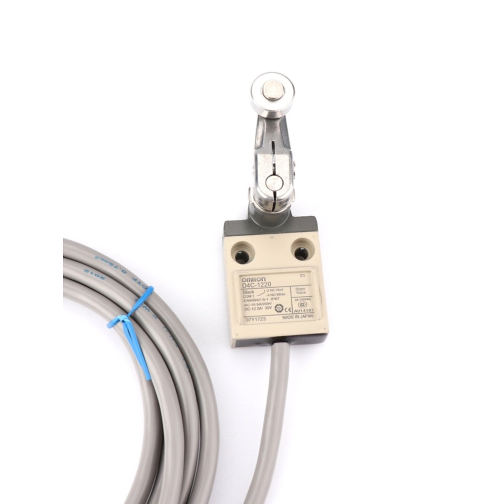OMRON Limit Switch D4C-1220 | Shopee Malaysia