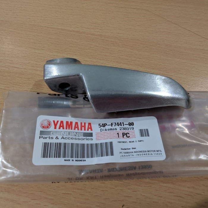 Mio j rear foot step, soul gt original yamaha 54P-F7431-00/54P-F7441-00 ...