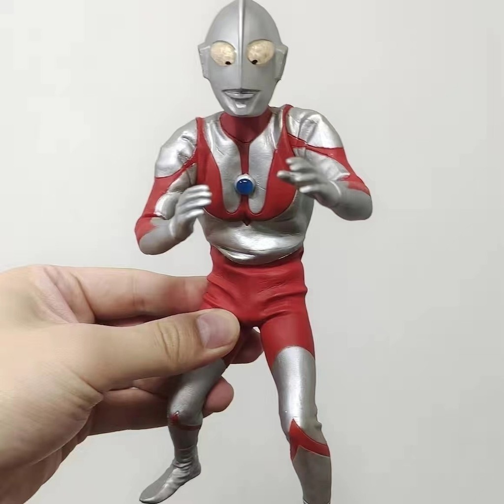 Ultraman Figure, Xplus First Generation Ultraman Set-up Scenery ...