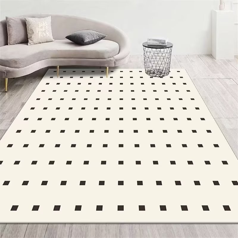 Papan catur meniru kasmir, warna krim permaidani, ruang tamu rumah ...