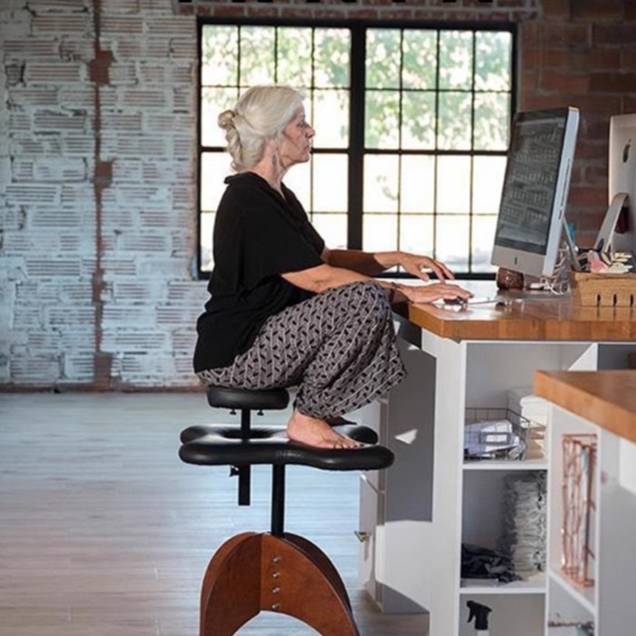 Home Office Desk Chair Cross Legged Chair with Lumbar Support and ...