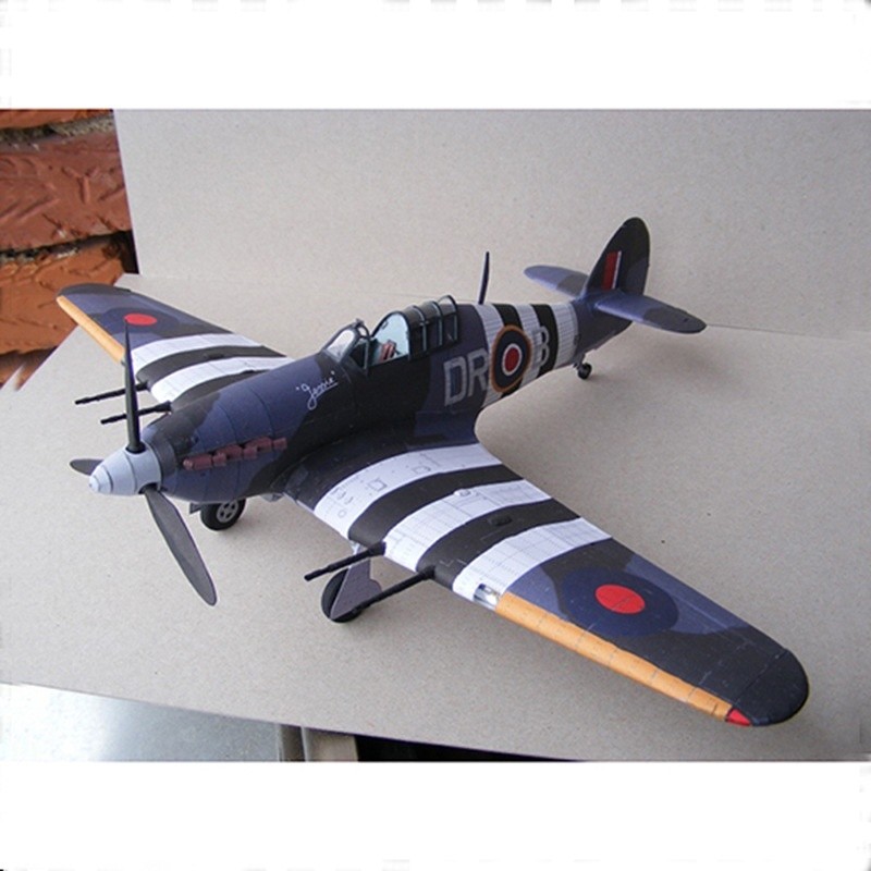 DIY paper models 1:33 British Hurricane fighter paper model aircraft ...