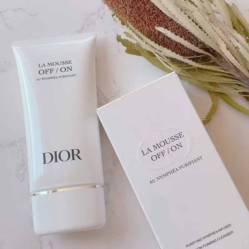 Water Lily Facial Cleanser Gentle Deep Cleansing Foam Cleanser 150g ...