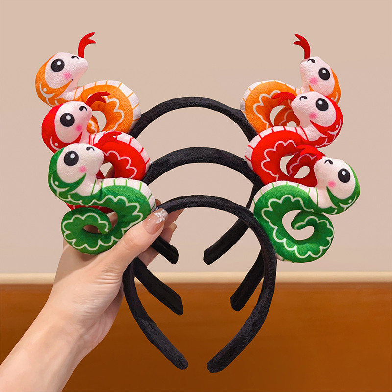 Year of The Snake Zodiac Headdress Cute Little Snake Doll Headband 2025 ...
