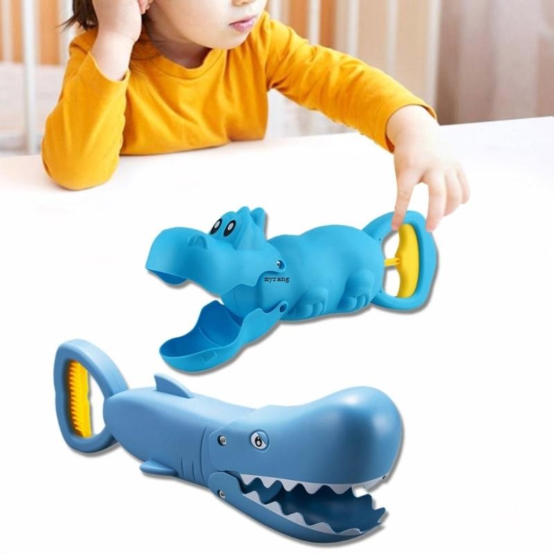 MG Cartoon Robot Arm Sand Clamp Toy for Kids Hand Eye Coordination ...