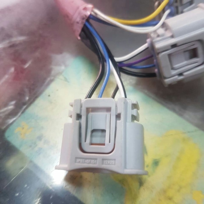 Toyota innova avanza altis camry vios yaris Parts coil socket New ...