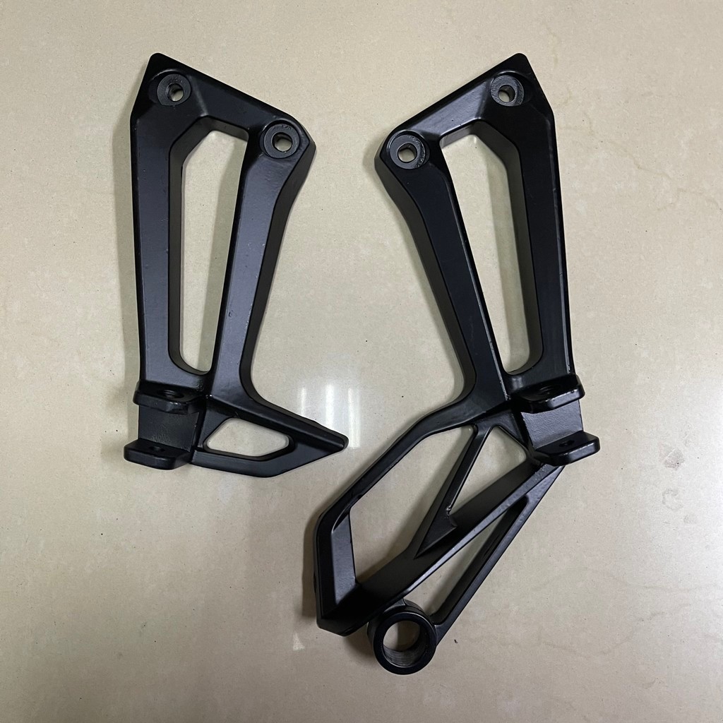 VISS YAMAHA R15 / Y15ZR / Y16ZR FOOTREST BRACKET SET FOOT REST SET REAR ...