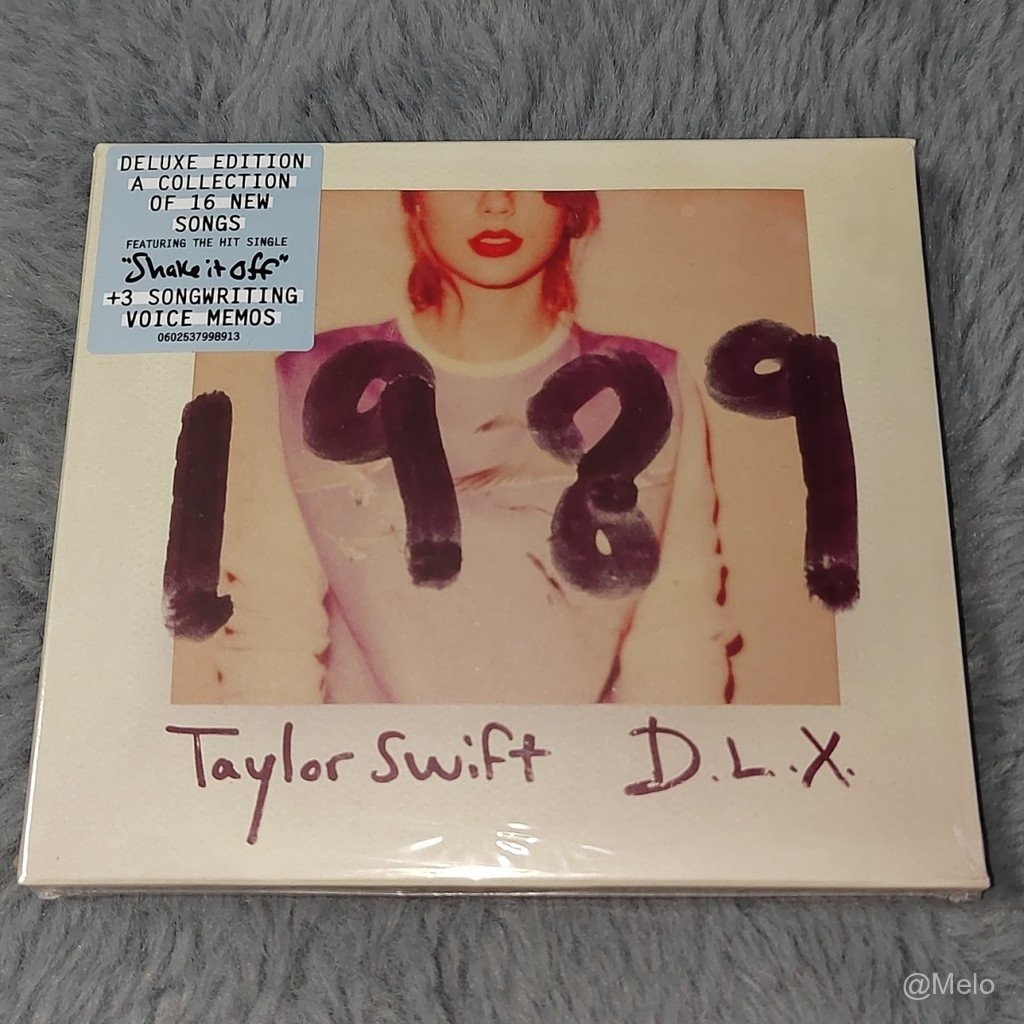 Taylor Swift Taylor Swift Deluxe Edition CD with 13 Polaroids | Shopee Malaysia