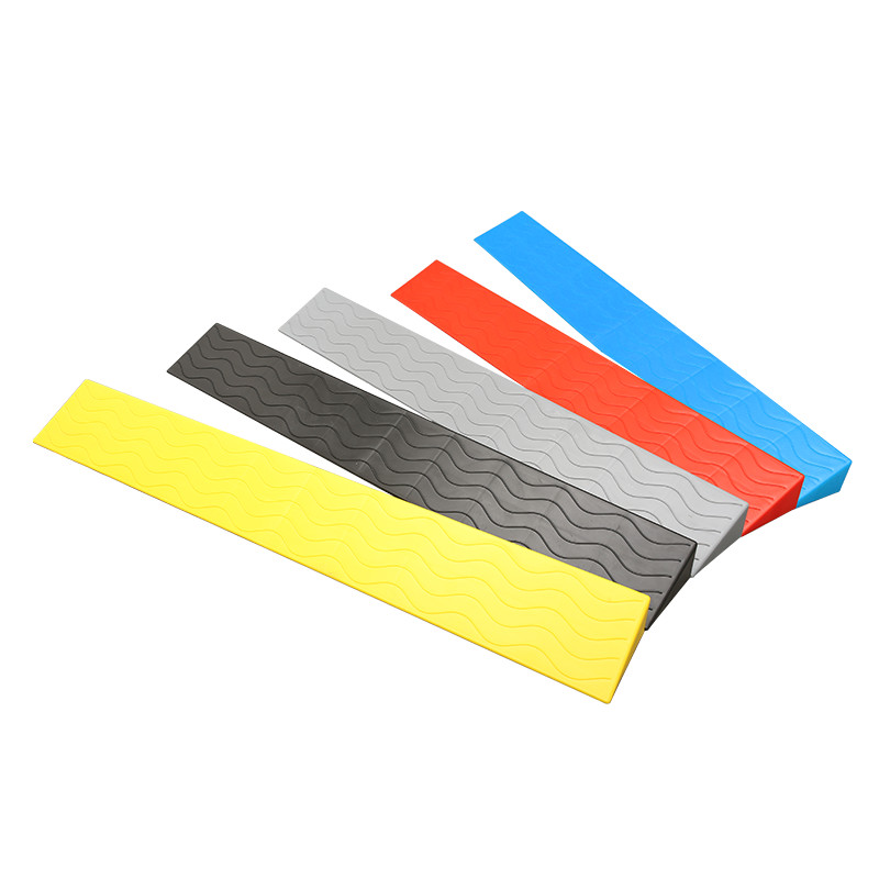 Indoor sweeping robot climbing pad ramp triangle pad plastic small step ...