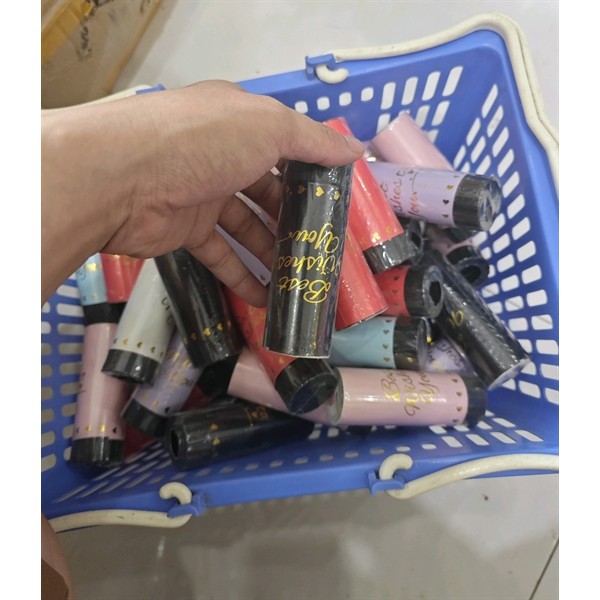 Colored paper shooting tube (confetti) | Shopee Malaysia