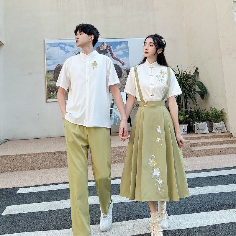 2025 CNY Chinese New Year couple outfit Tang suit 中国风情侣装 Chinese Style ...
