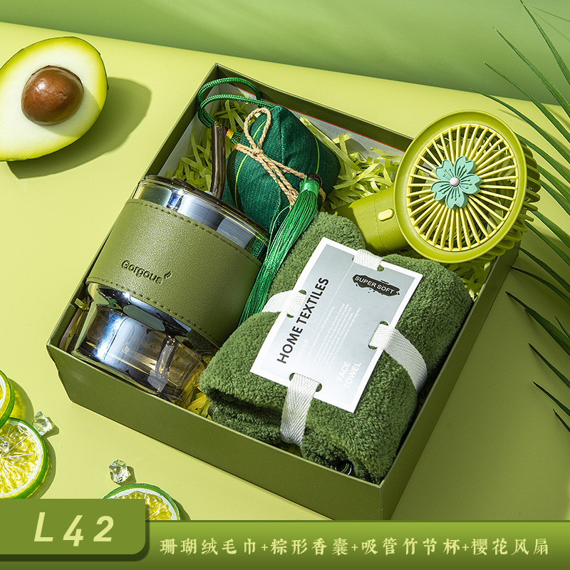 Practical Small Gift Box Gift with Mug Umbrella Towel Storage Small ...