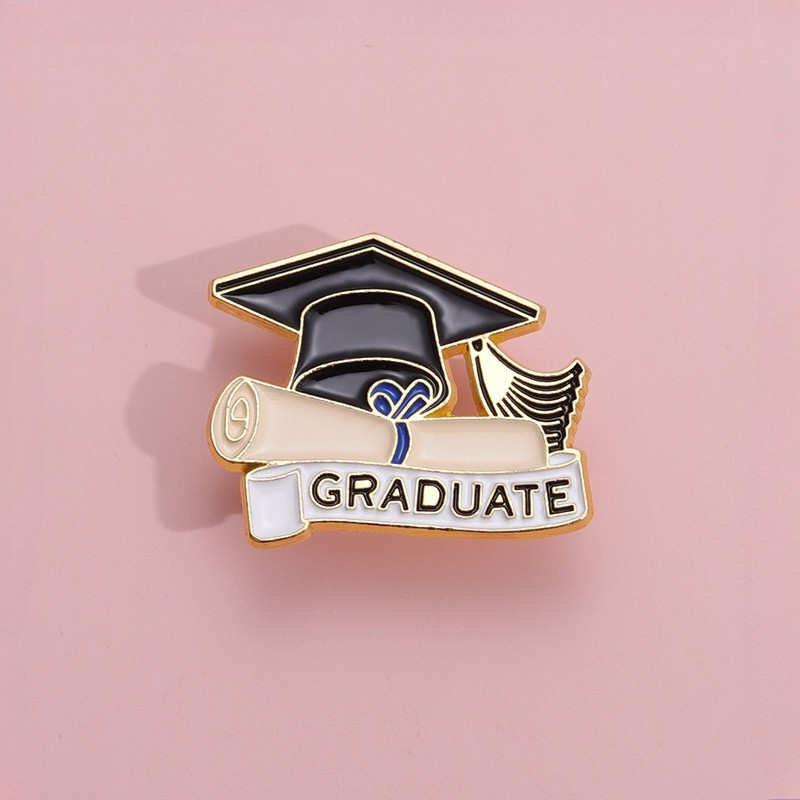 Graduation Brooch Bachelor Hat Enamel Pin Graduation Gift for Graduates ...