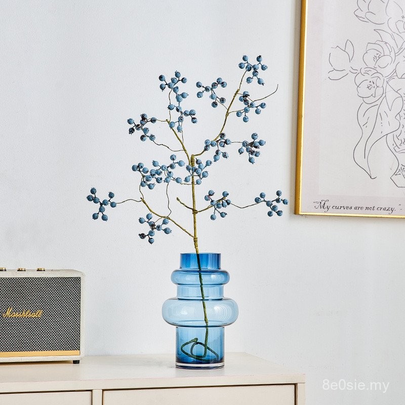 Alat letak barang pasu kaca, ruang tamu, karangan bunga, rasa mewah ...