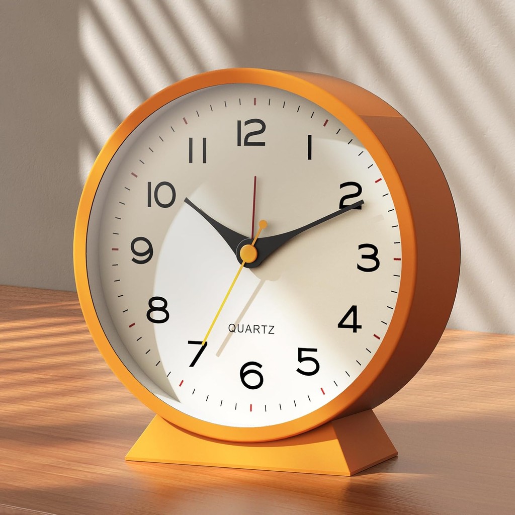 4.5-inch analog alarm clock, small retro battery powered computer clock ...