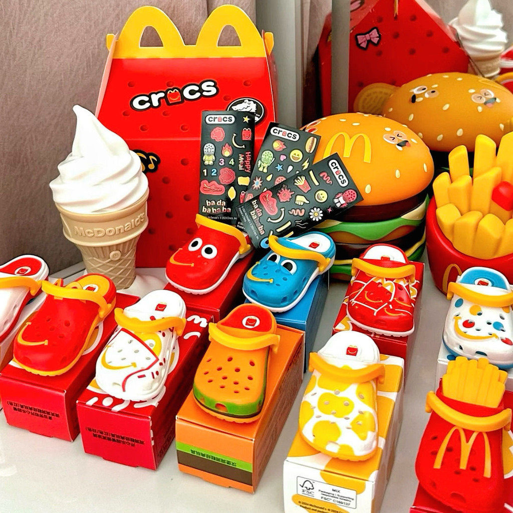 10Pcs Happy Meal Mcdo Crocs Keychain McDonalds Crocs Slipper Pendant Model Toys Keychains ...