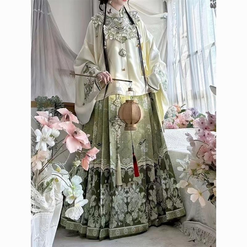 Floating Dream Hanfu Female Ming Made Cross Collar Heavy Industry Ming ...
