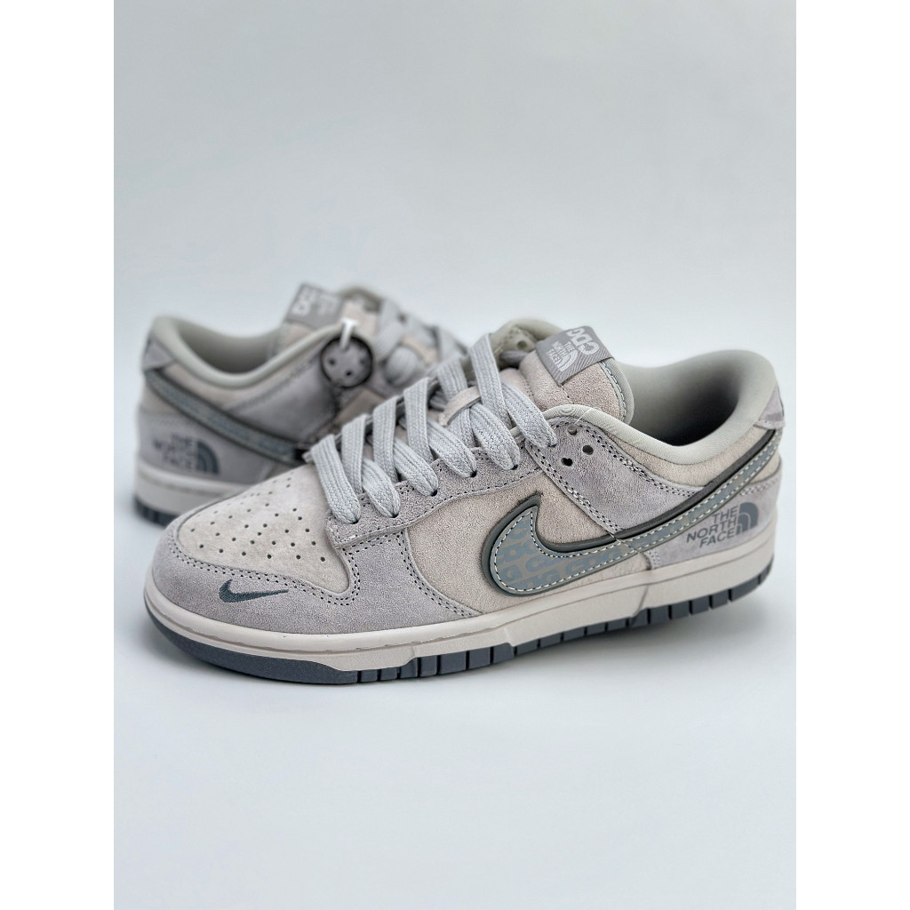 Nike nike sb dunk low x the north face Gray White Original First Layer ...