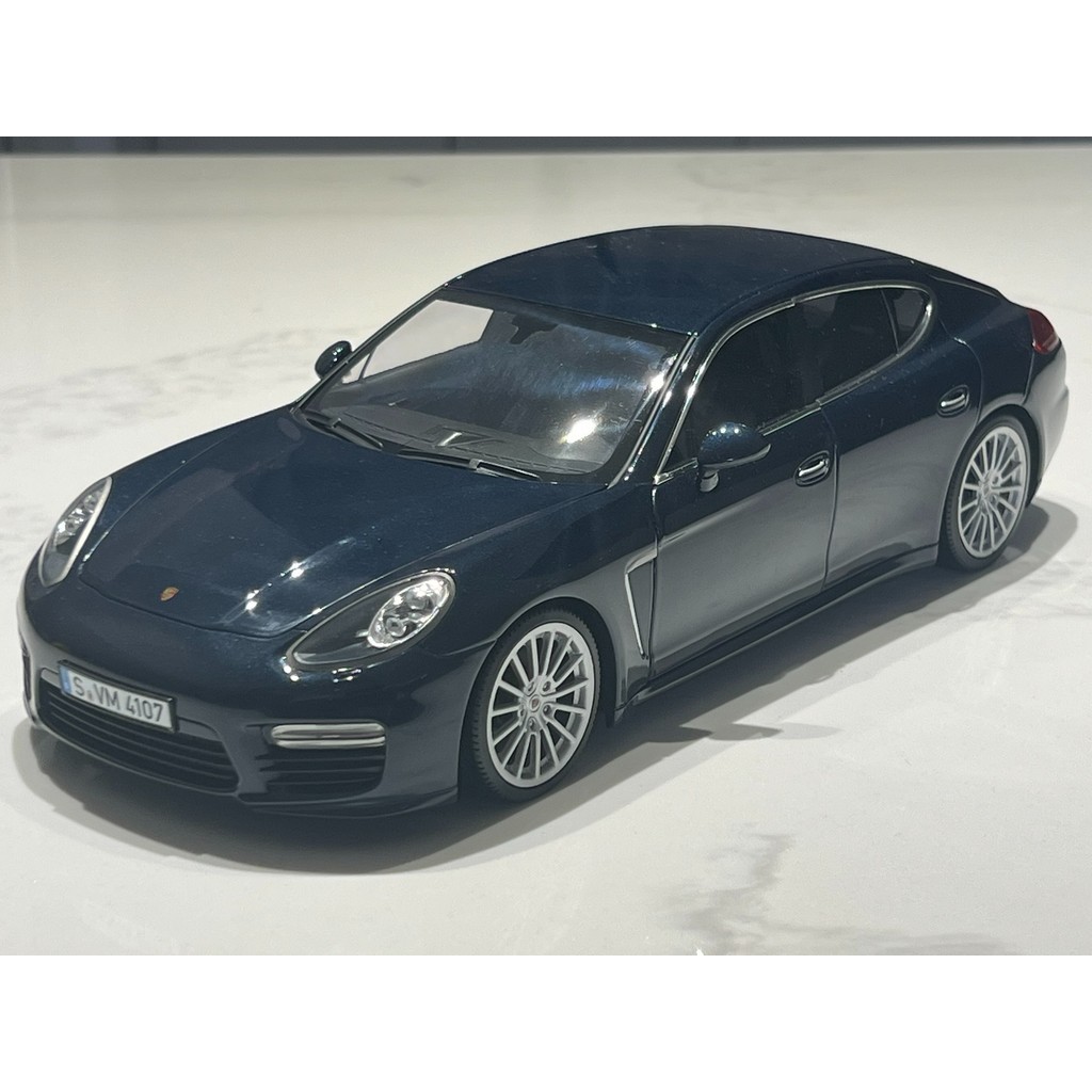 Original Factory Package Porsche panamera TurboS Car Model 1/18 Mini ...