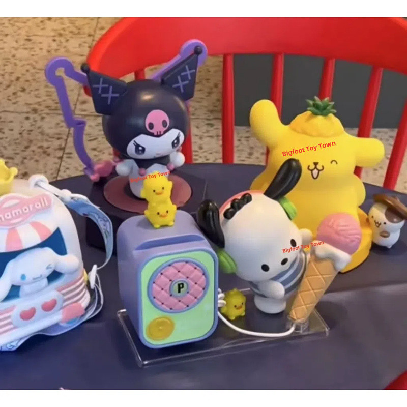 2025 KFC Sanrio Big Toy a set 6 piece, Hello Kitty Camera, Beach ...