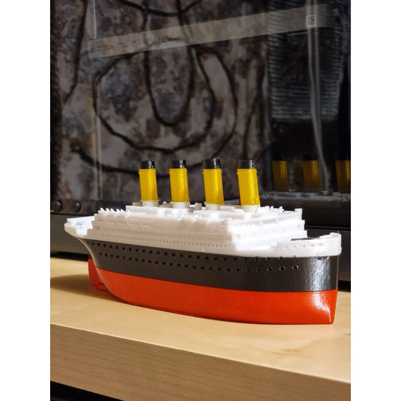 Titanic ship model drop water tank RMS Olympic romeo and juliet 3d ...