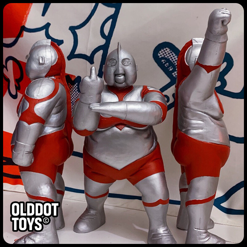 Spoof Fatty House Raise Hand Middle Finger Type Fat Ultraman Desktop ...