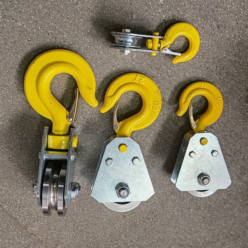 1t 2t 3T Bearing pulley hook pulley universal swivel hook wire rope ...