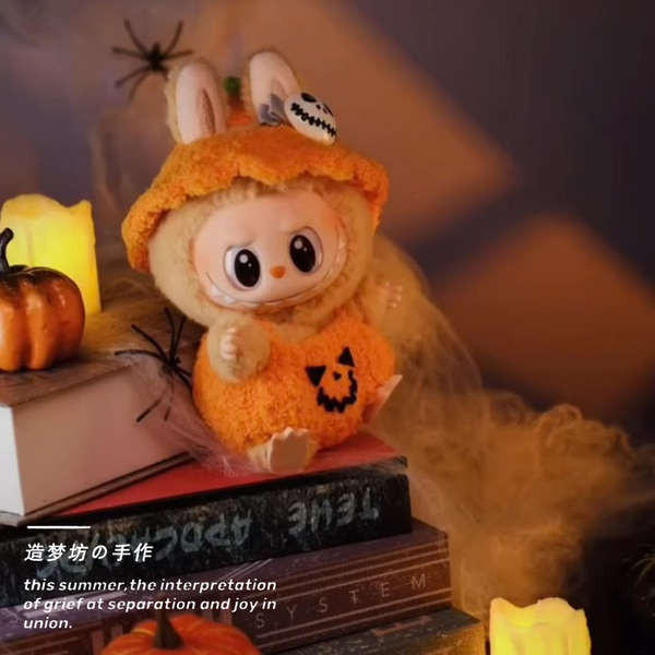 best toys baju labubu Bubble Mart berbaris untuk duduk dan duduk di ...