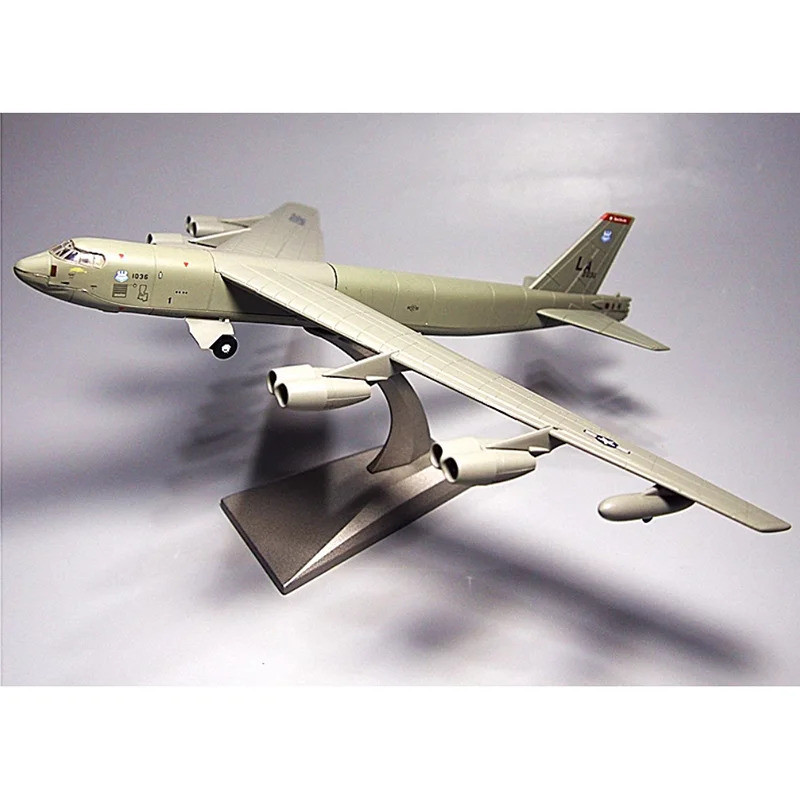Diecast Scale 1/200 B52 Aircraft Model Alloy Simulation StratoFortress ...