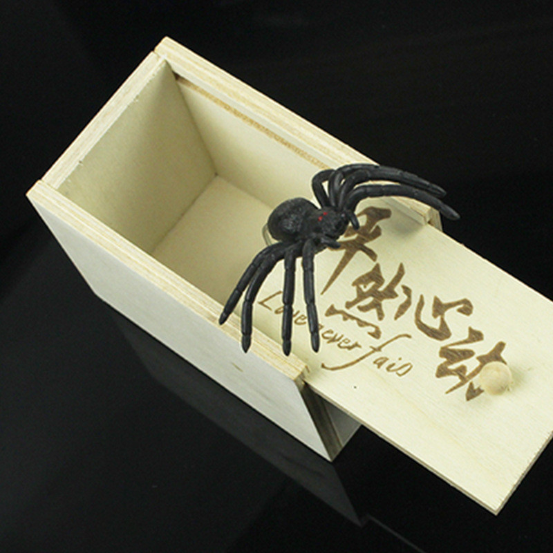 Scare Worm Wooden Box Tricky Toy Horror Small Box Ejection Spider ...