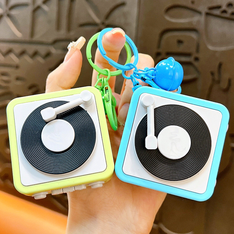 Cute Classic Retro Phonograph Music Box Keychain Children Mini ...