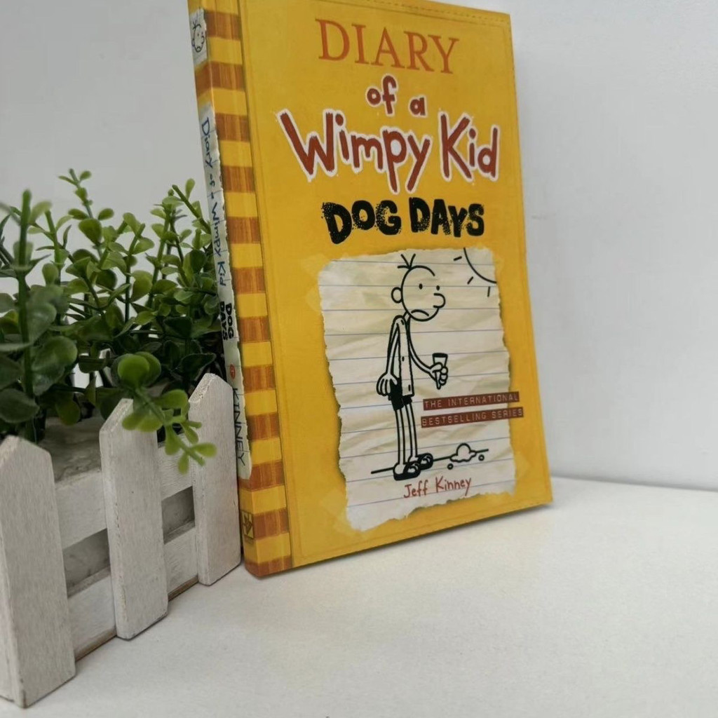 Little Boy Diary 4 English Version Diary of a Wimpy Kid #4 Dog Days ...