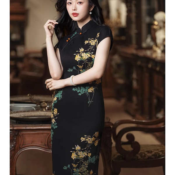 batik cheongsam Women's Christmas Cheongsam hitam gaya baru 2025 ...