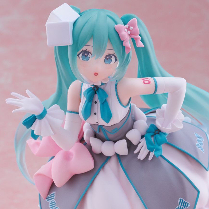 Hatsune Miku Figure 39th Anniversary Miku Sugar Cube Birthda Hatsune ...