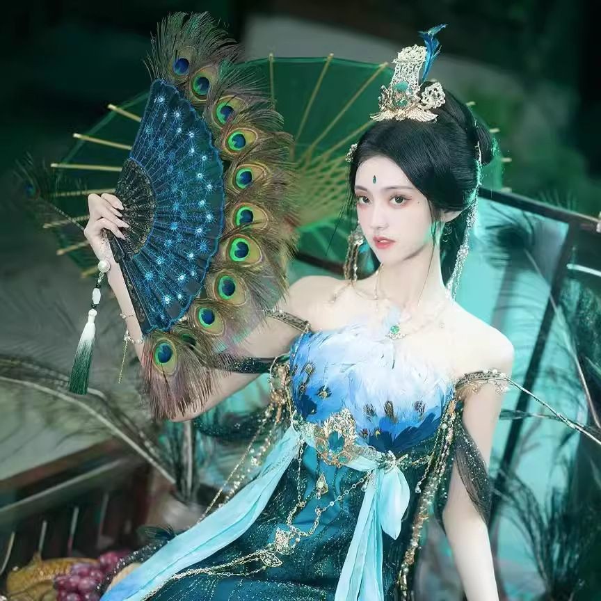 Chinese Style Peacock Feather Folding Fan Folding Fan Embroidered Fan ...