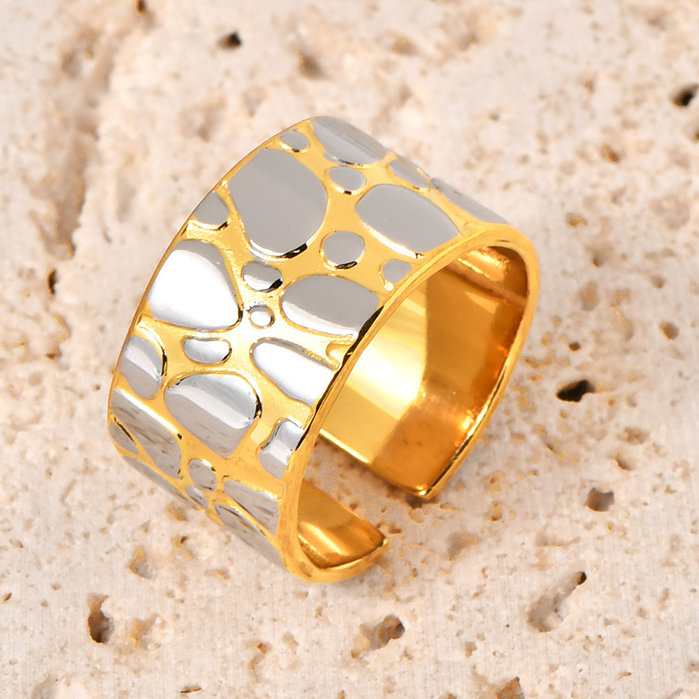 Ladies Fashion Atmosphere Two-Color Pebble Open Wide Face Ring Titanium Steel Electroplating 18k ...