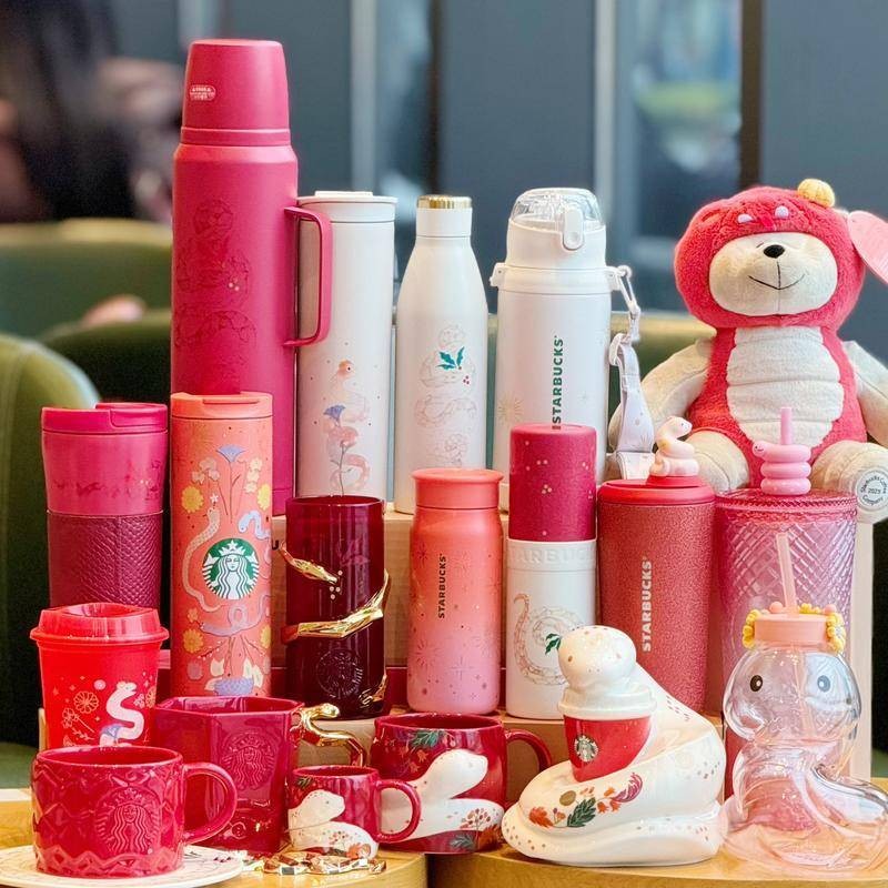 Starbucks 2025 Snake Zodiac cup, Garden snake series & Elegant Gold ...