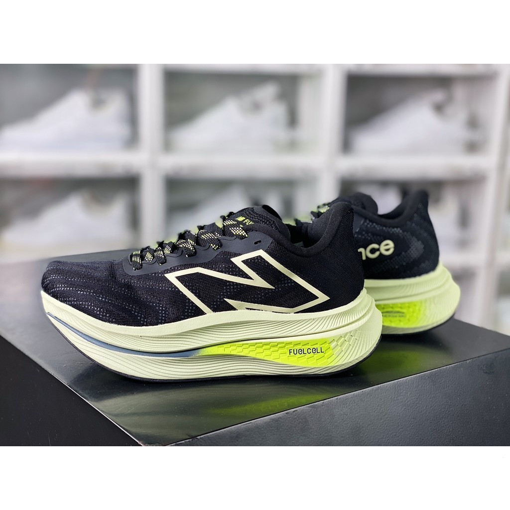 NB New Balance FuelCell Supercomp Trainer V2 CommScope Training V2 ...