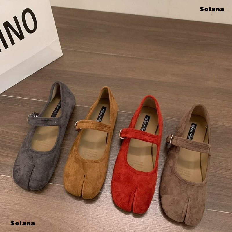[Solana] Red Suede Split Toe Pig Hoof Shoes Female Ballet Shoes Shoes ...