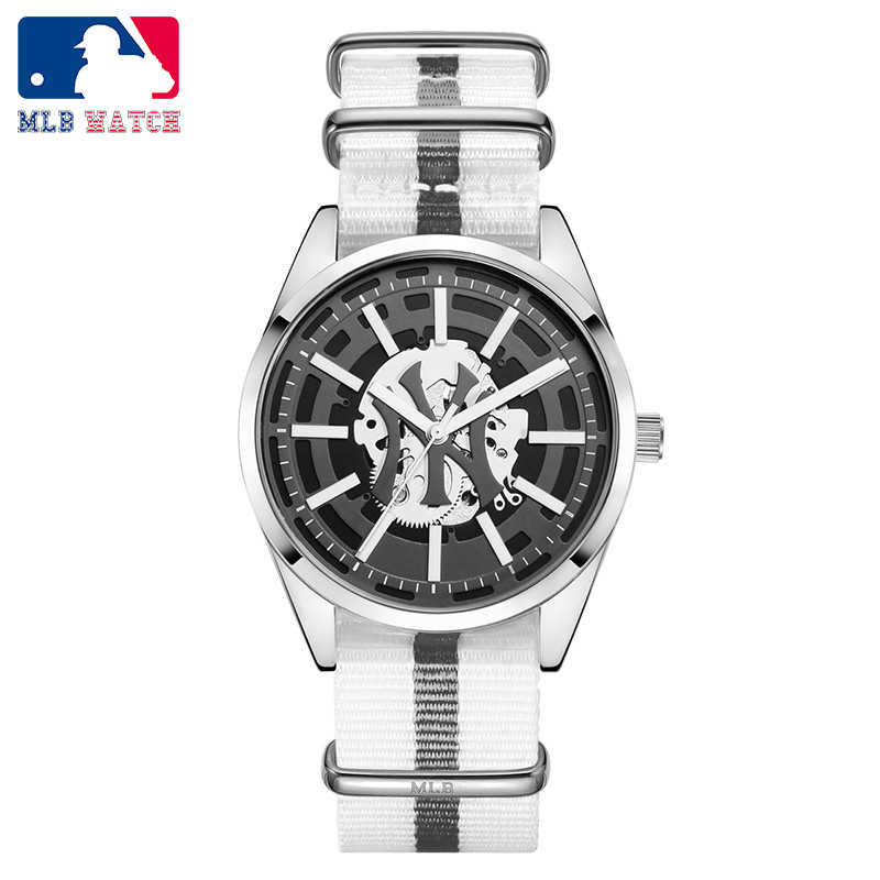 MLB American Major League Baseball watch NY series black and white ...