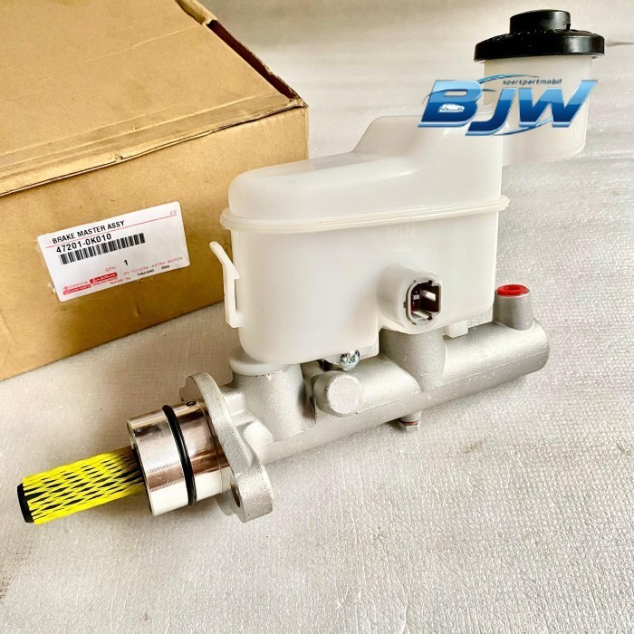 Toyota Upper Brake Master 47201-0K010 Toyota Inova Fortuner Hilux 2004 ...