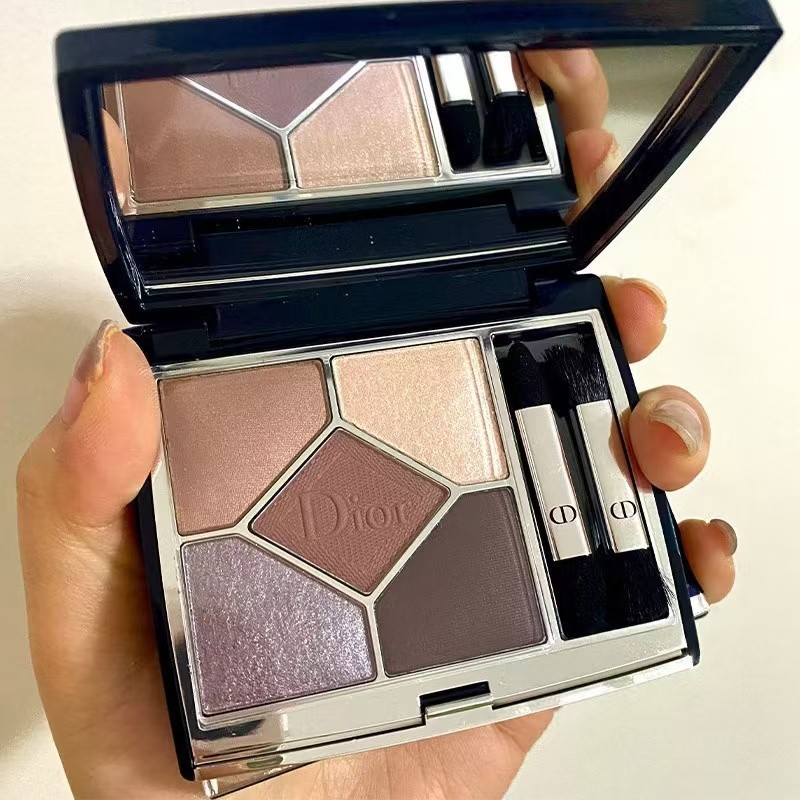 New DI0R Five-Color Eyeshadow Palette Brighten Skin Tone Eyeshadow ...