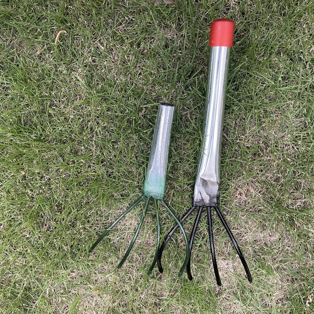 Agricultural Small Steel Pipe Iron Handle Four-Claw Small Grass Rake ...