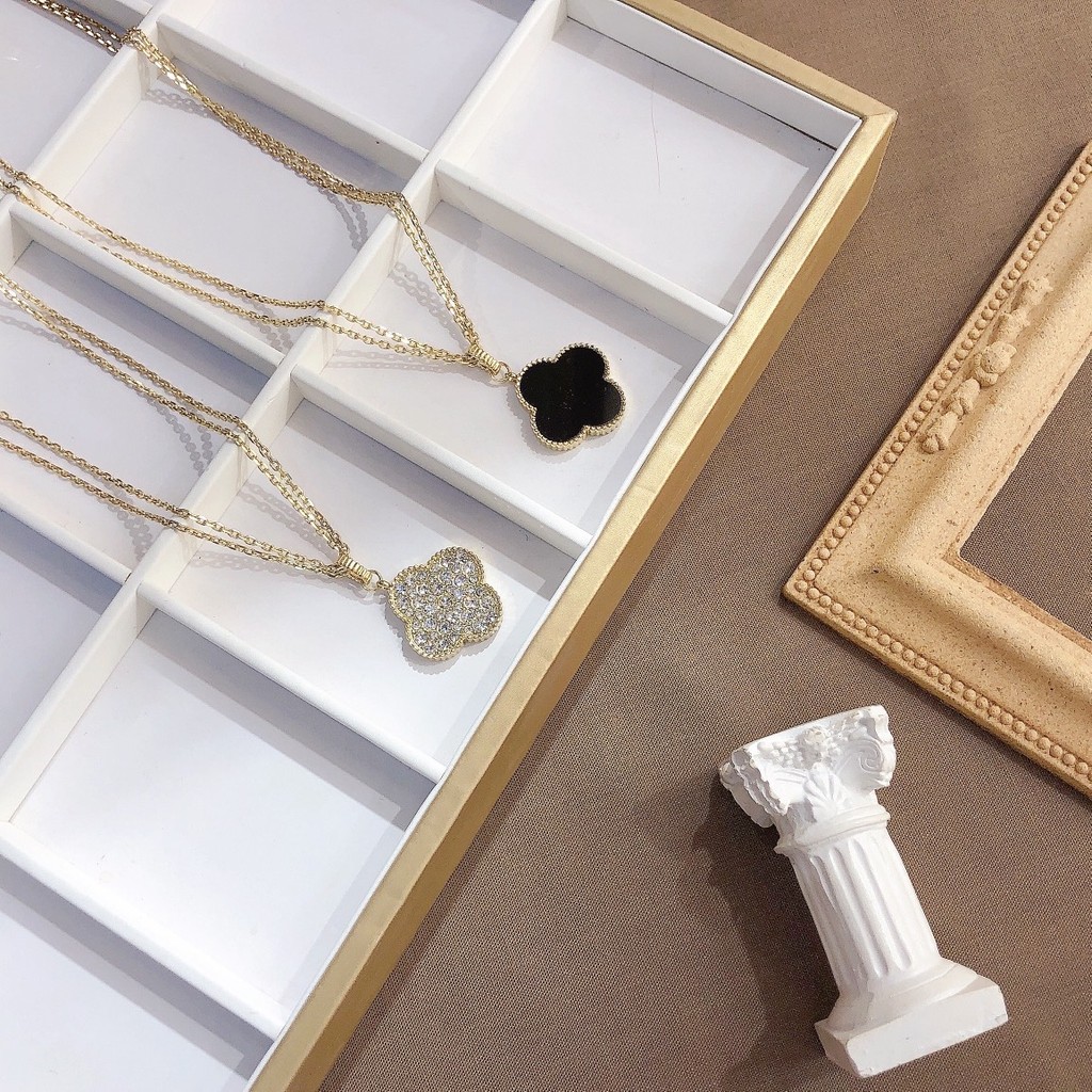 Casual Van Cleef & Arpels Necklace Chain Letter Logo Choker Titanium ...