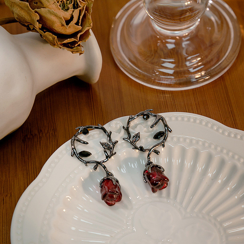 Y2k Niche Dark Style Gothic Rattan Red Rose Flower Retro Earrings ...