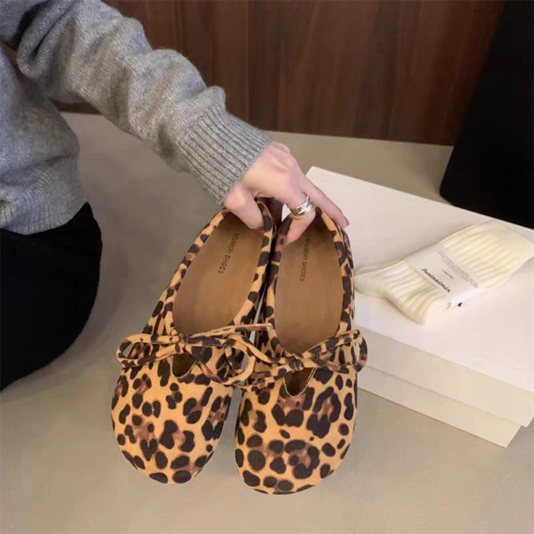 Round Toe Flat Heels Women's Slip-On Lace-Up | Shopee Malaysia